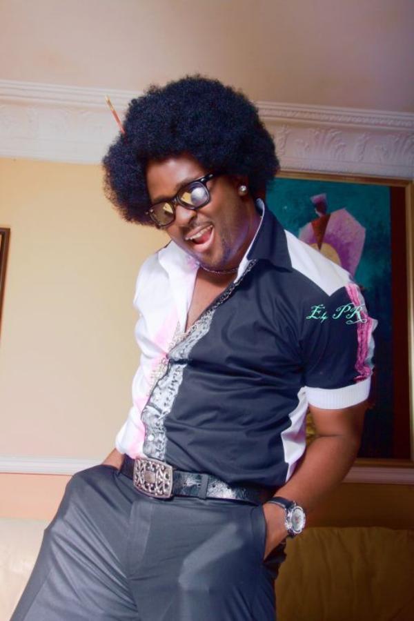 AMEBO ENTERTAINMENT: Star Actor, Desmond Elliot Completes Twin Duplex ...