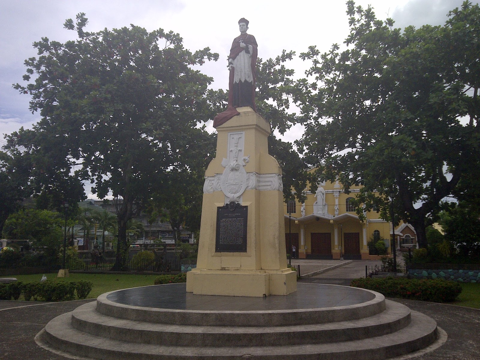 Bicolano Penguin: RUNNING FROM IRIGA-NABUA-BAAO-IRIGA (20 KMS)