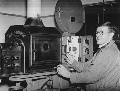 The Cinema at Gloucester Guildhall: The end of the projectionist?