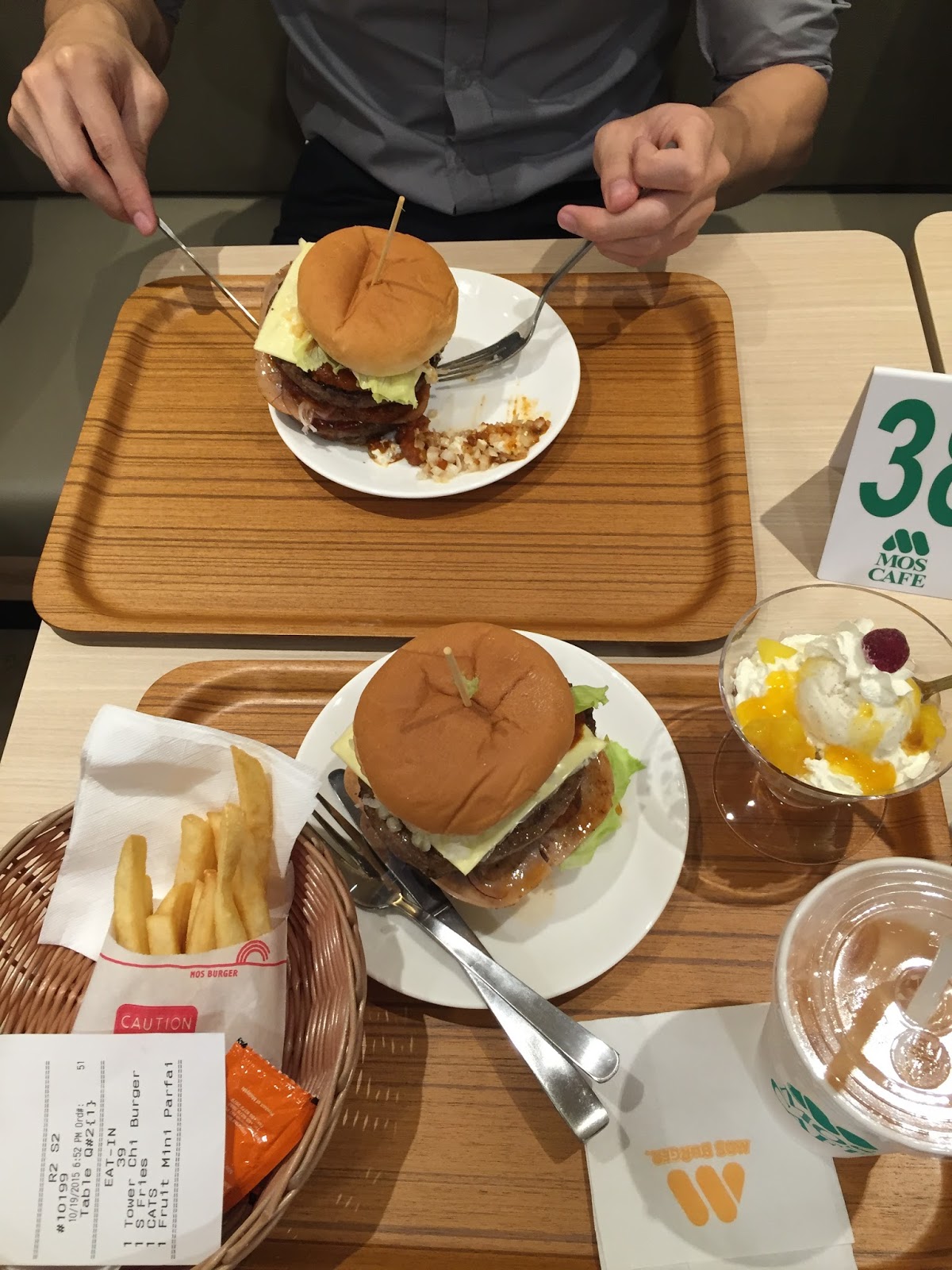 REVIEW: MOS CAFE at Raffles City Shopping Centre