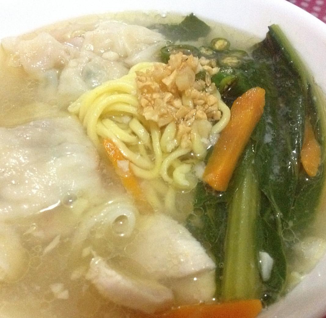 HIDUP BERDIKARI: RESEPI MEE SUP WANTAN