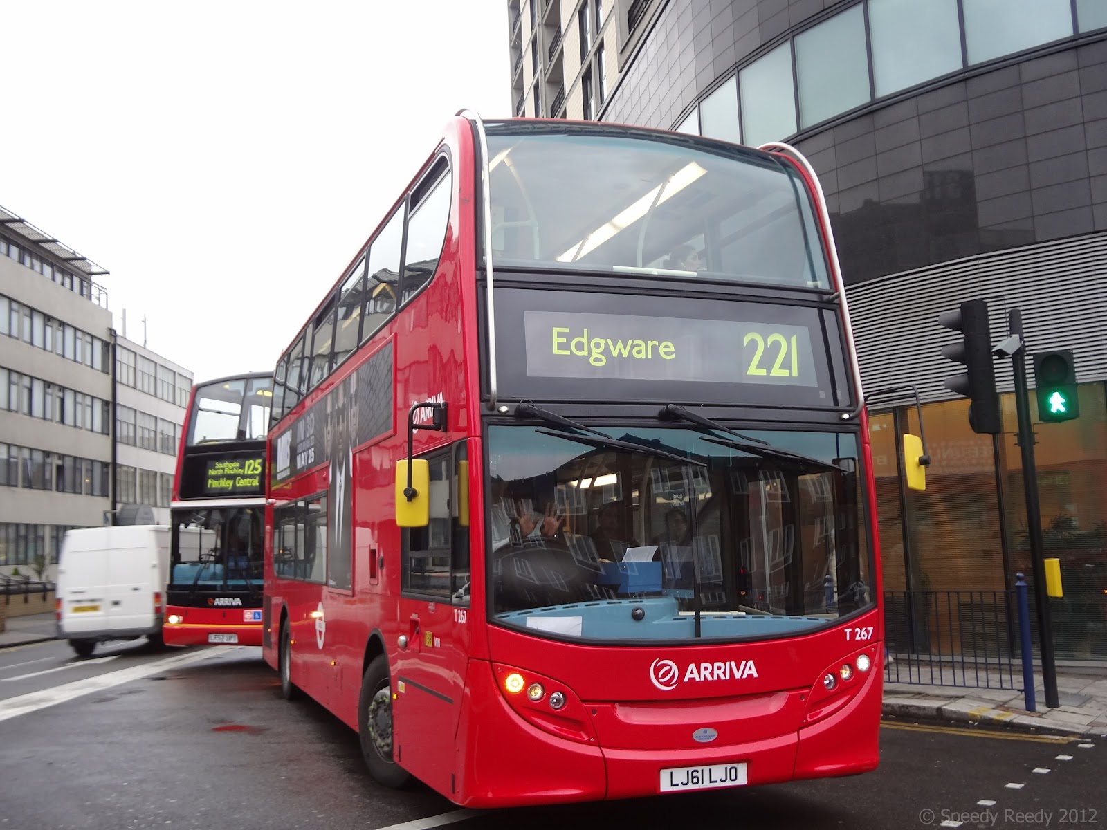 We're on Alloverlondonbusblog.blogspot.com: Route: 221 - Allover the ...