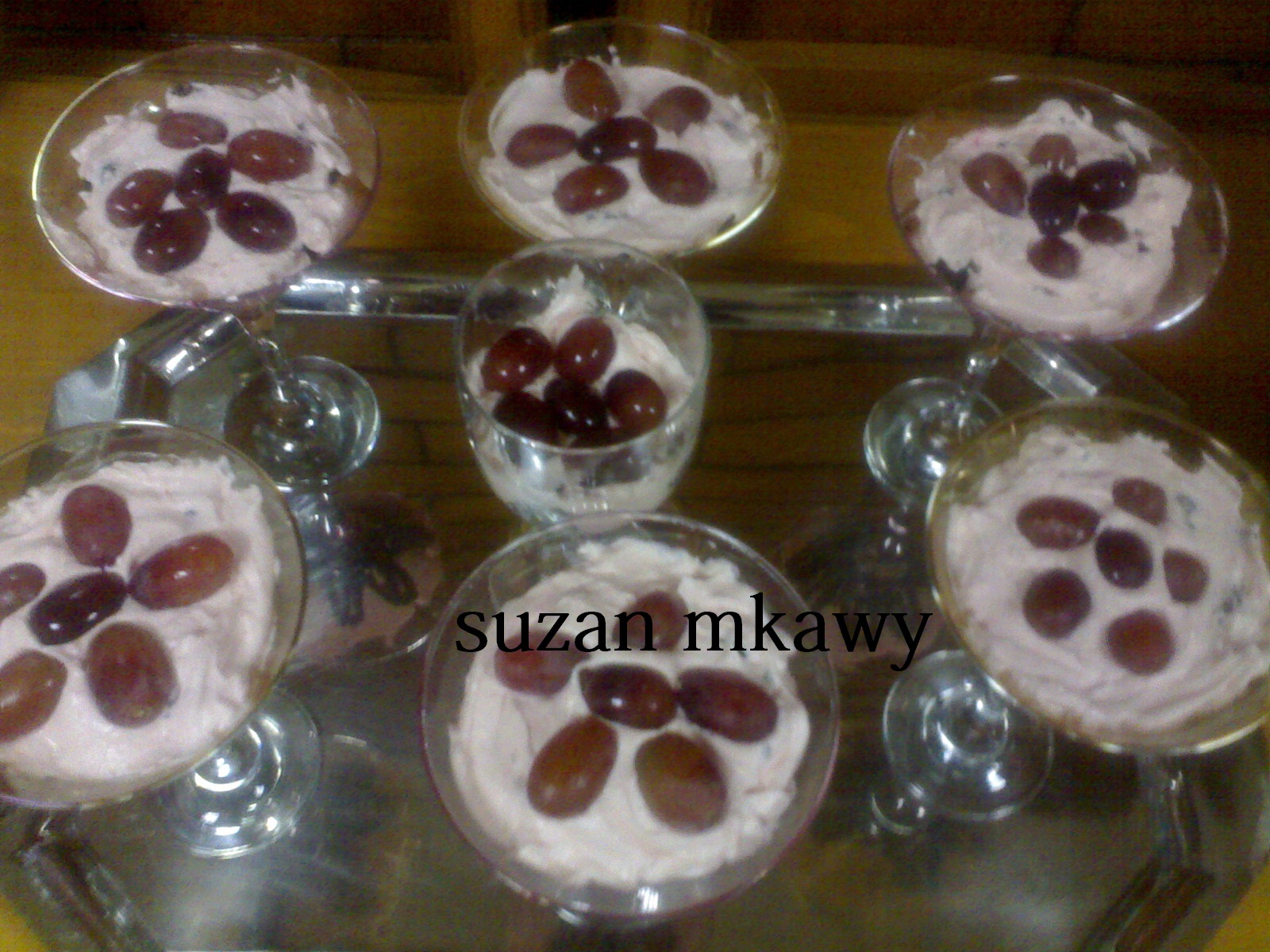 كاسات موس الفراولة ~ اجمل طبق Suzan Mkawy