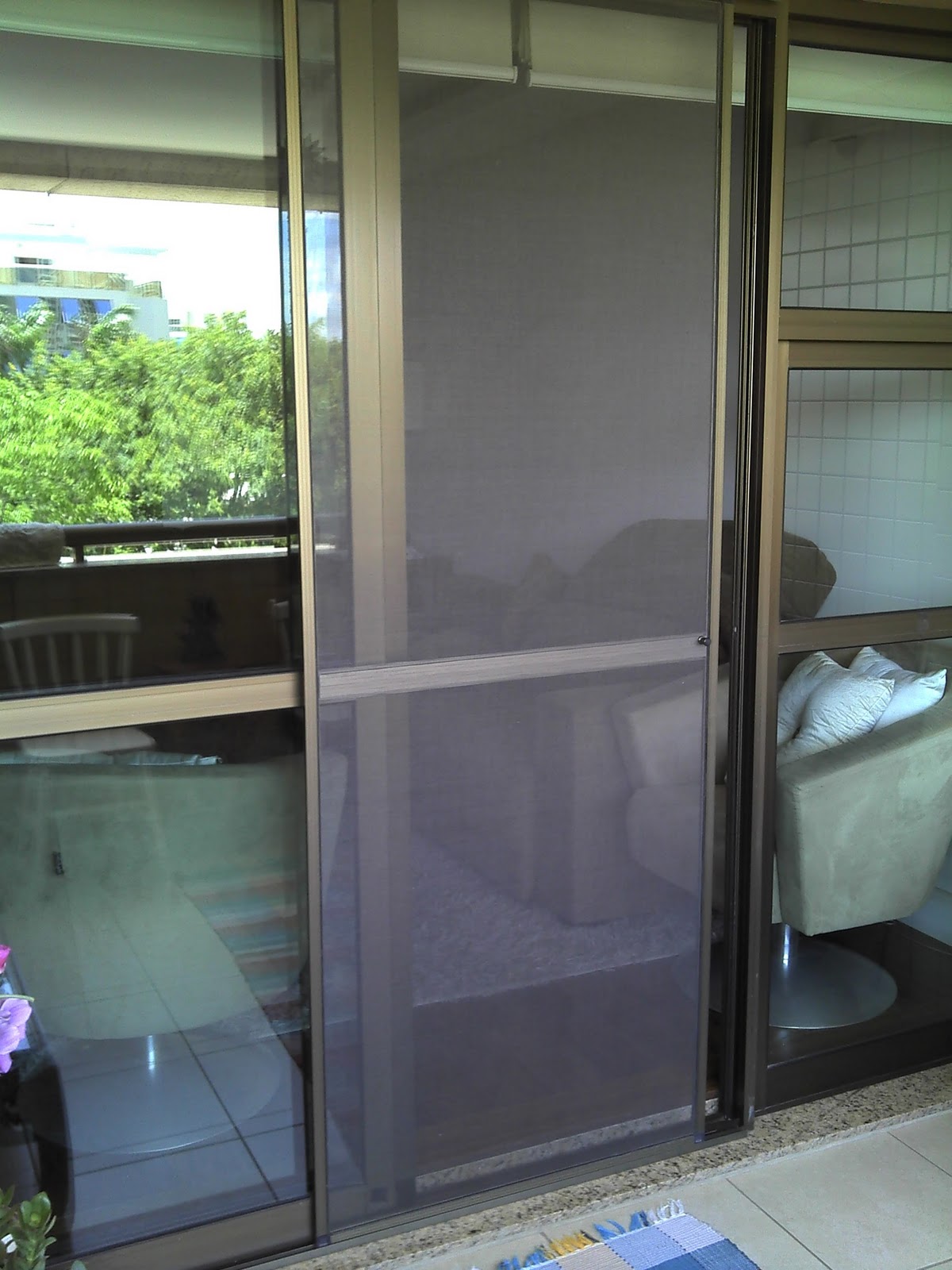 TELAX Soluções e Proteção.: Tela de Mosquiteiro para porta.