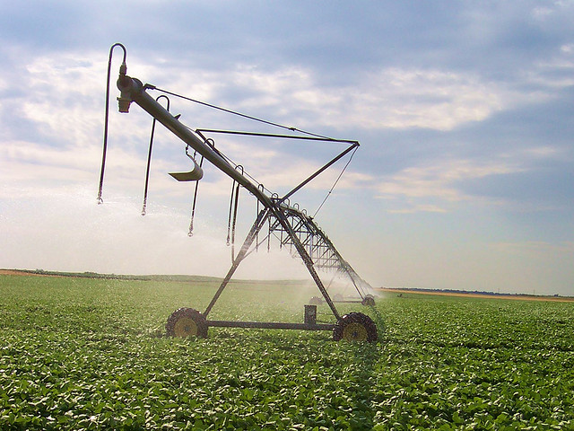 Center Pivot Irrigation: The Real Crop Circles ~ Kuriositas