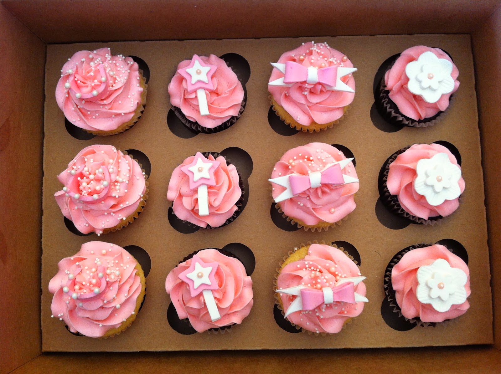 Hanai Baking: The Little Princess: A Perfectly Pink First Birthday