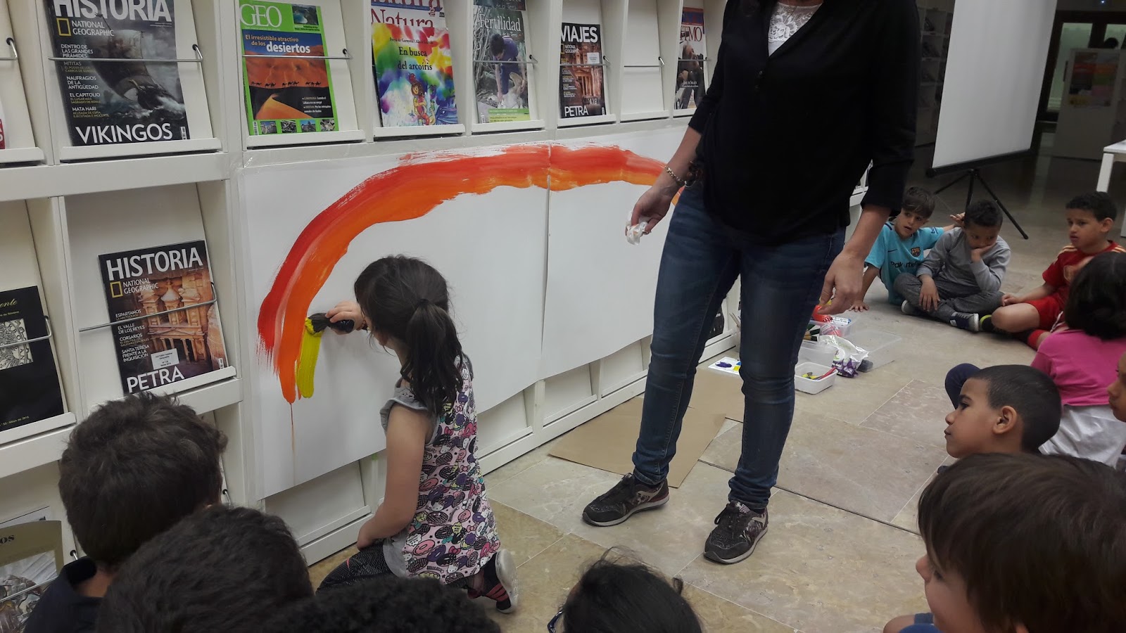 Our English Corner! 2º San Bartolomé.: Storytelling at the library
