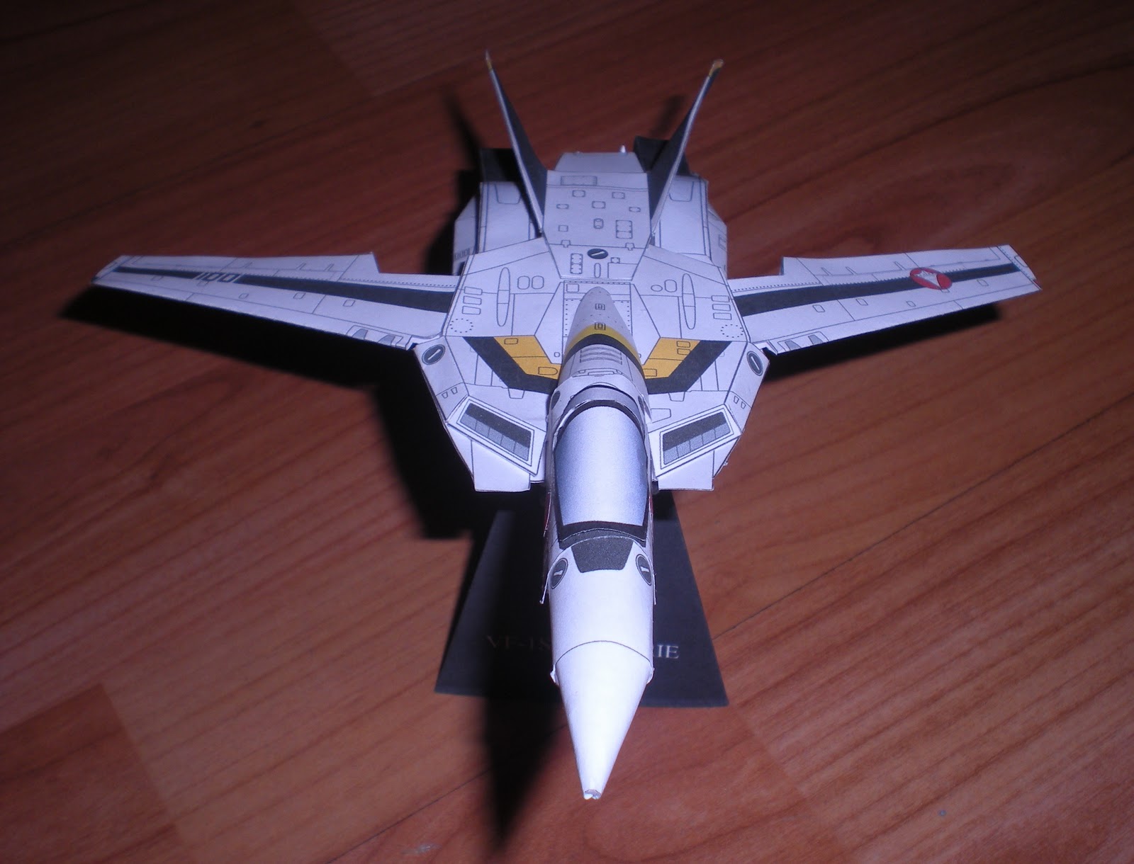 El Arte Perdido... De Una Vida Pasada: Papercraft - Robotech VF-1 Valkyrie