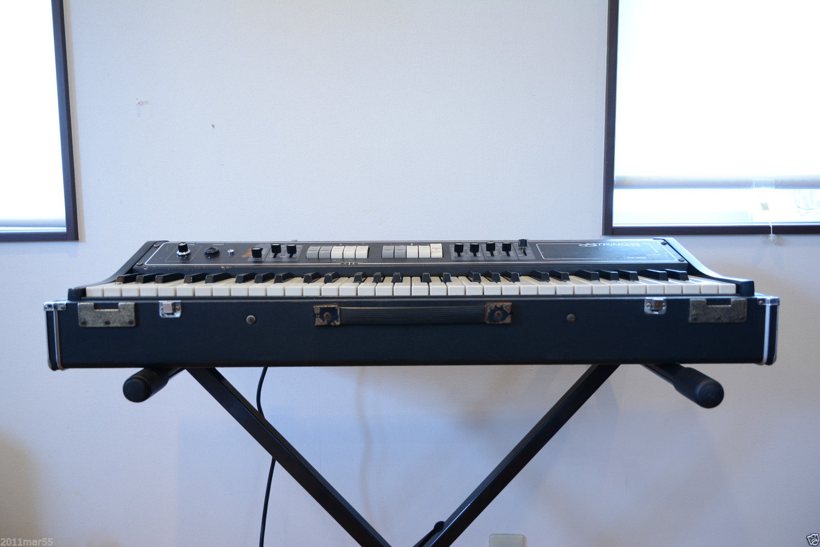 MATRIXSYNTH: Roland RS-202 Strings String/Brass Synthesizer SN 501404