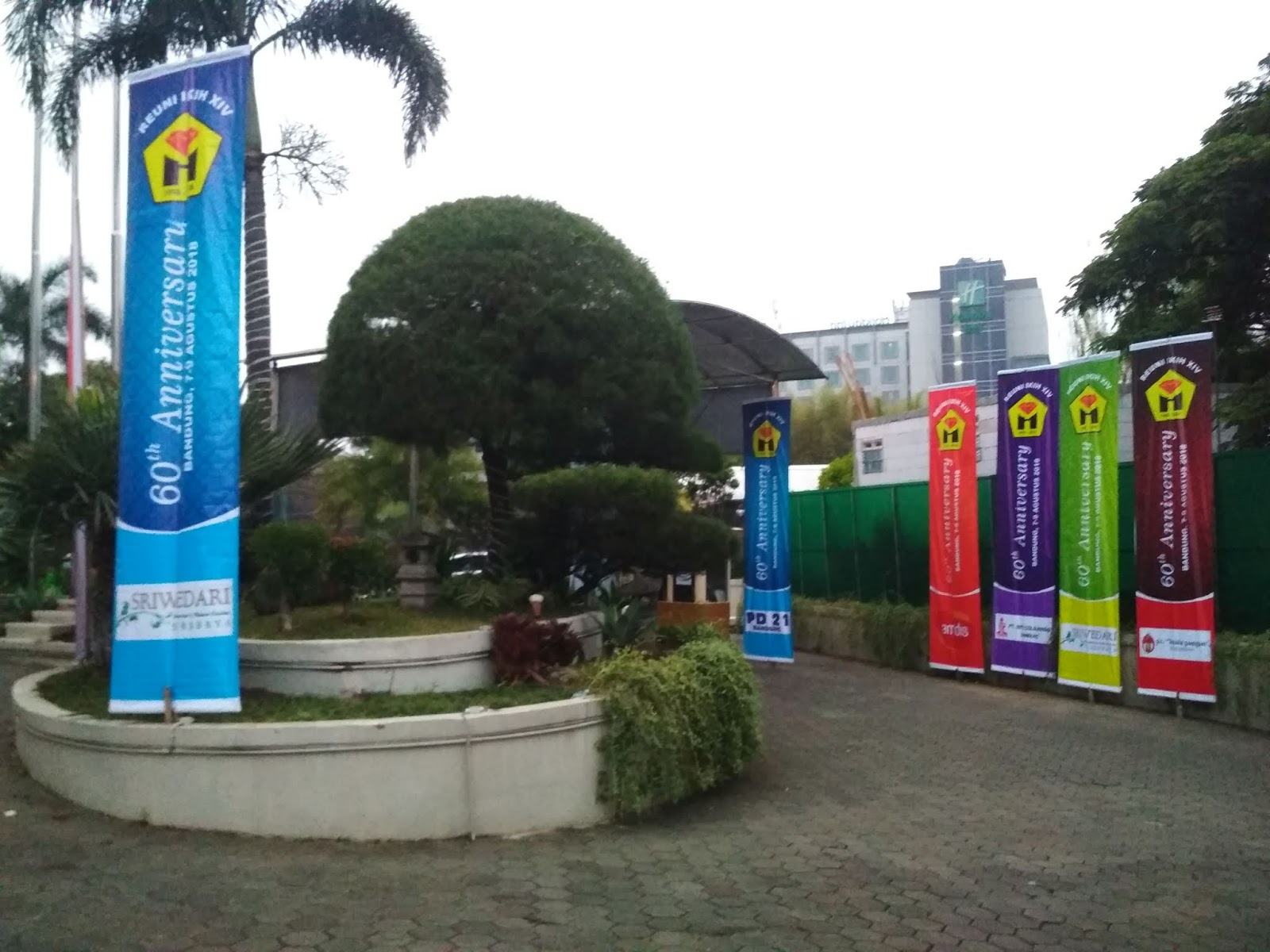 JASA PASANG SPANDUK | JASA PASANG BALIHO | JASA PASANG T-BANNER BANDUNG ...