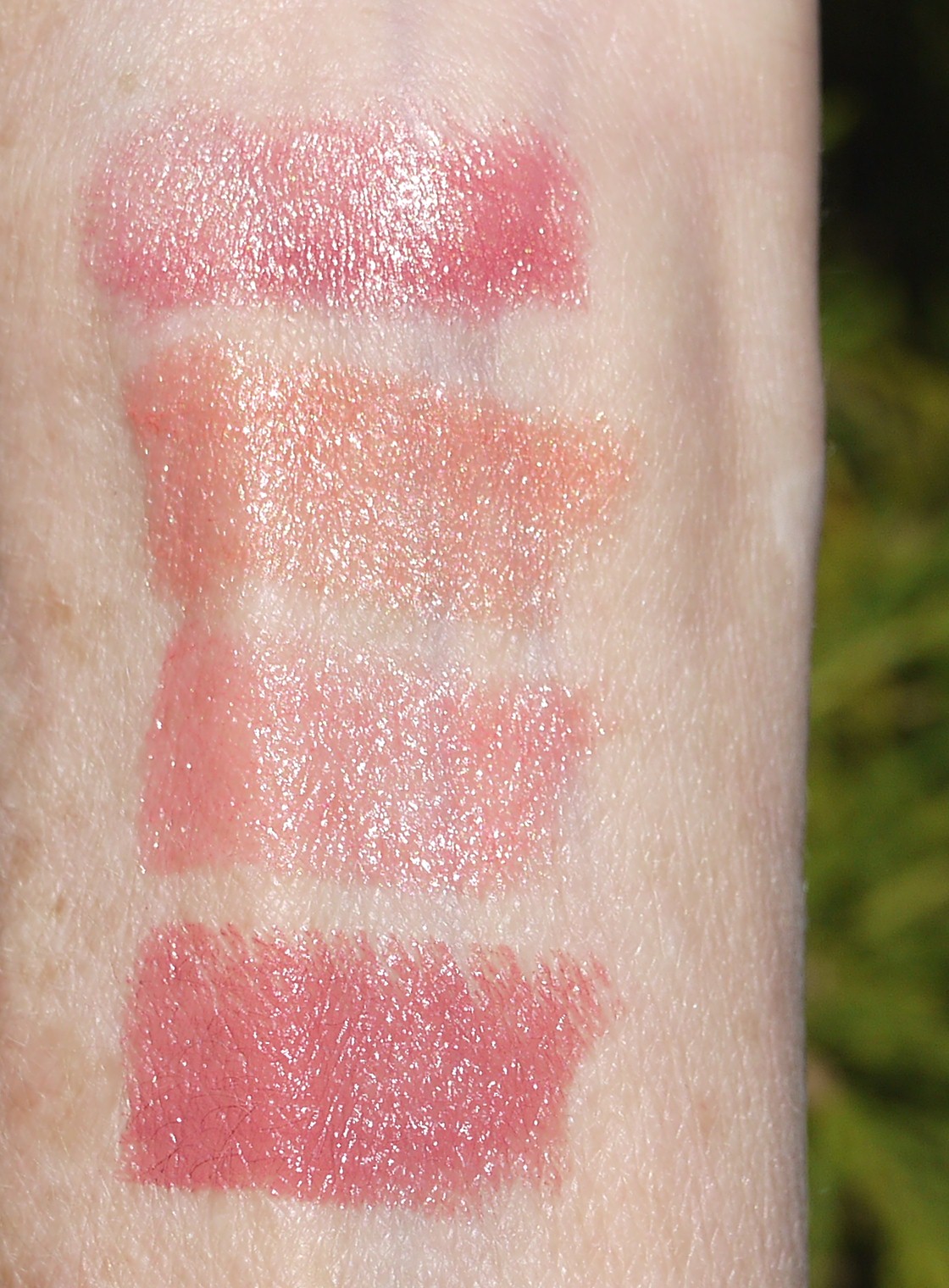 Best Things in Beauty: Dolce & Gabbana Passion Duo Gloss Fusion Lipstick