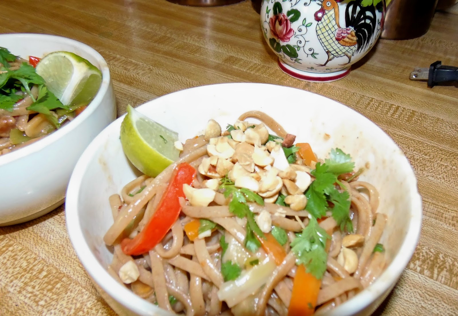 Glo's Kitchen: One Pot Thai Peanut Pasta