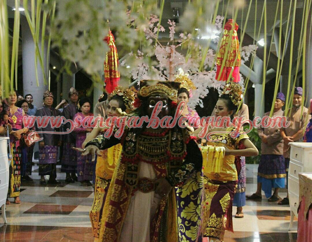 Penari Bali Surabaya: Tata Rias Penari Bali