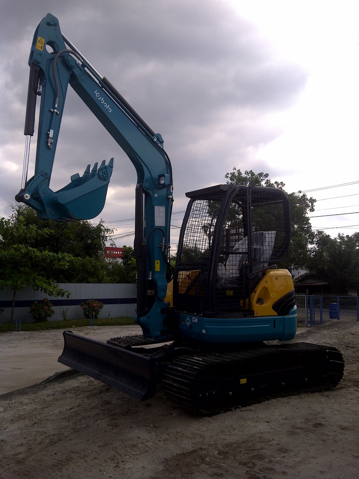 PT. TRAKTOR NUSANTARA: Primadona Kalimantan : KUBOTA MINI EXCAVATOR U50-5