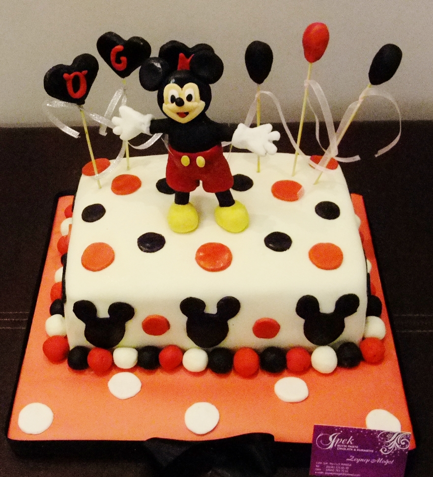 İpek Butik Pasta ,Çikolata ve Kurabiye: mickey mouse pastası
