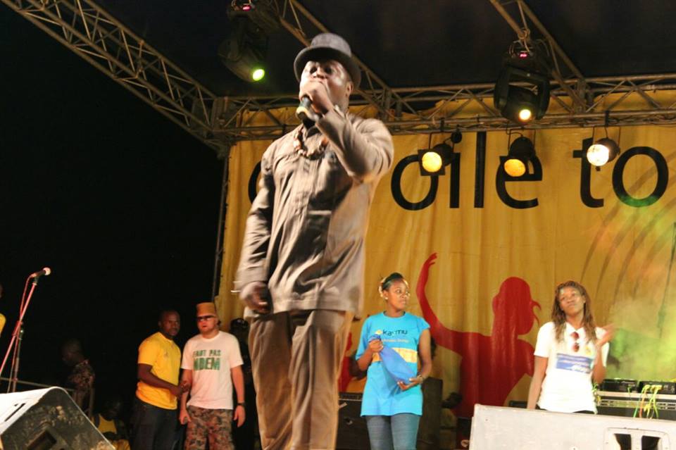 Discover Camer Rapper, OXB! - Beta Tinz