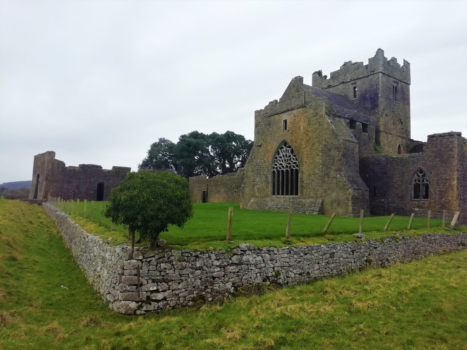 The Laois Cyclist: Kilcooley Abbey, Tipperary