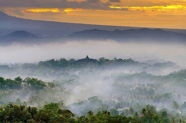 Complete Info Punthuk Setumbu, Best Spot Seeing Sunrise Near Borobudur ...