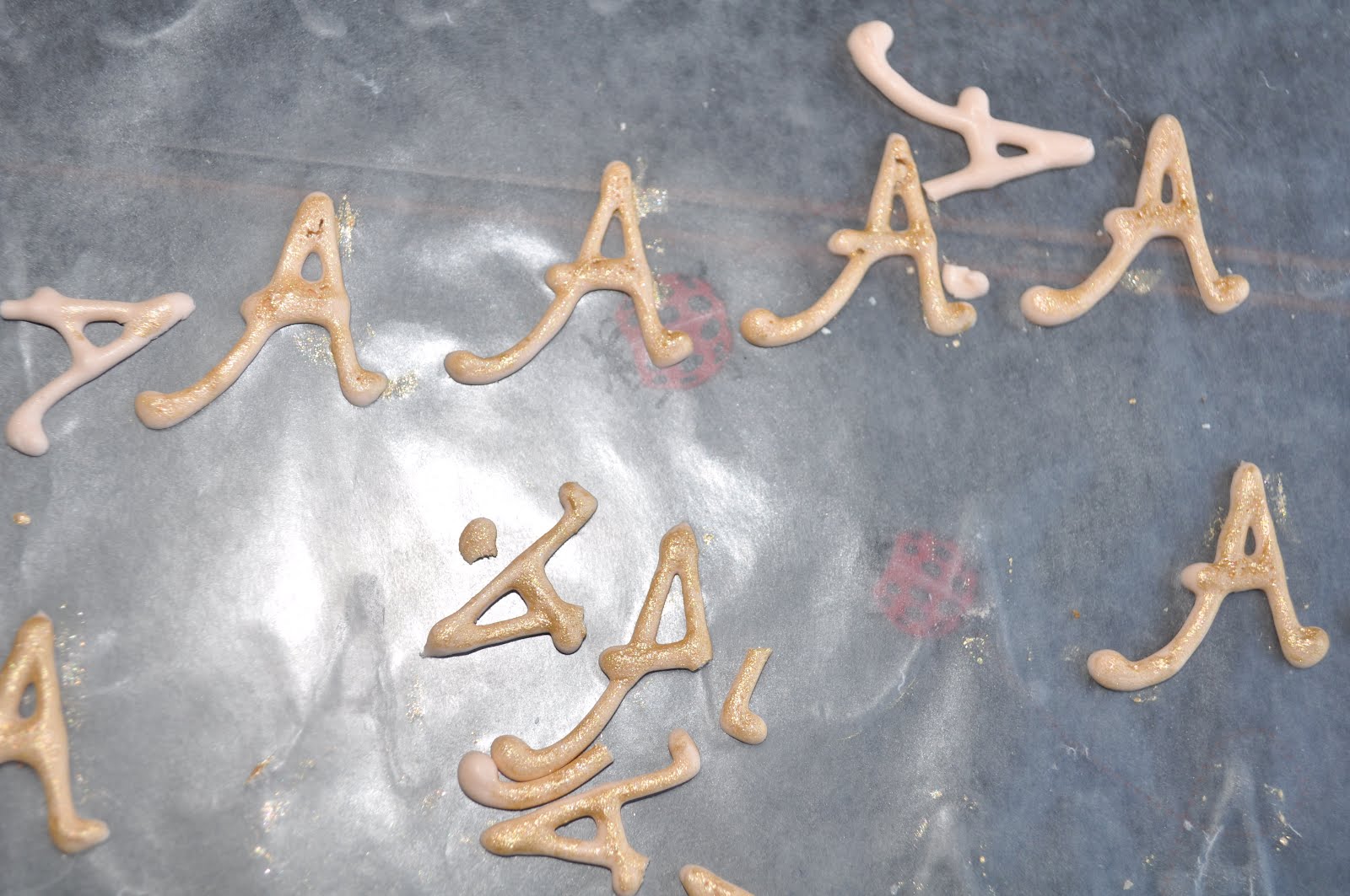 Bridal Shower Favor Cookies – How to make letter royal icing transfers ...