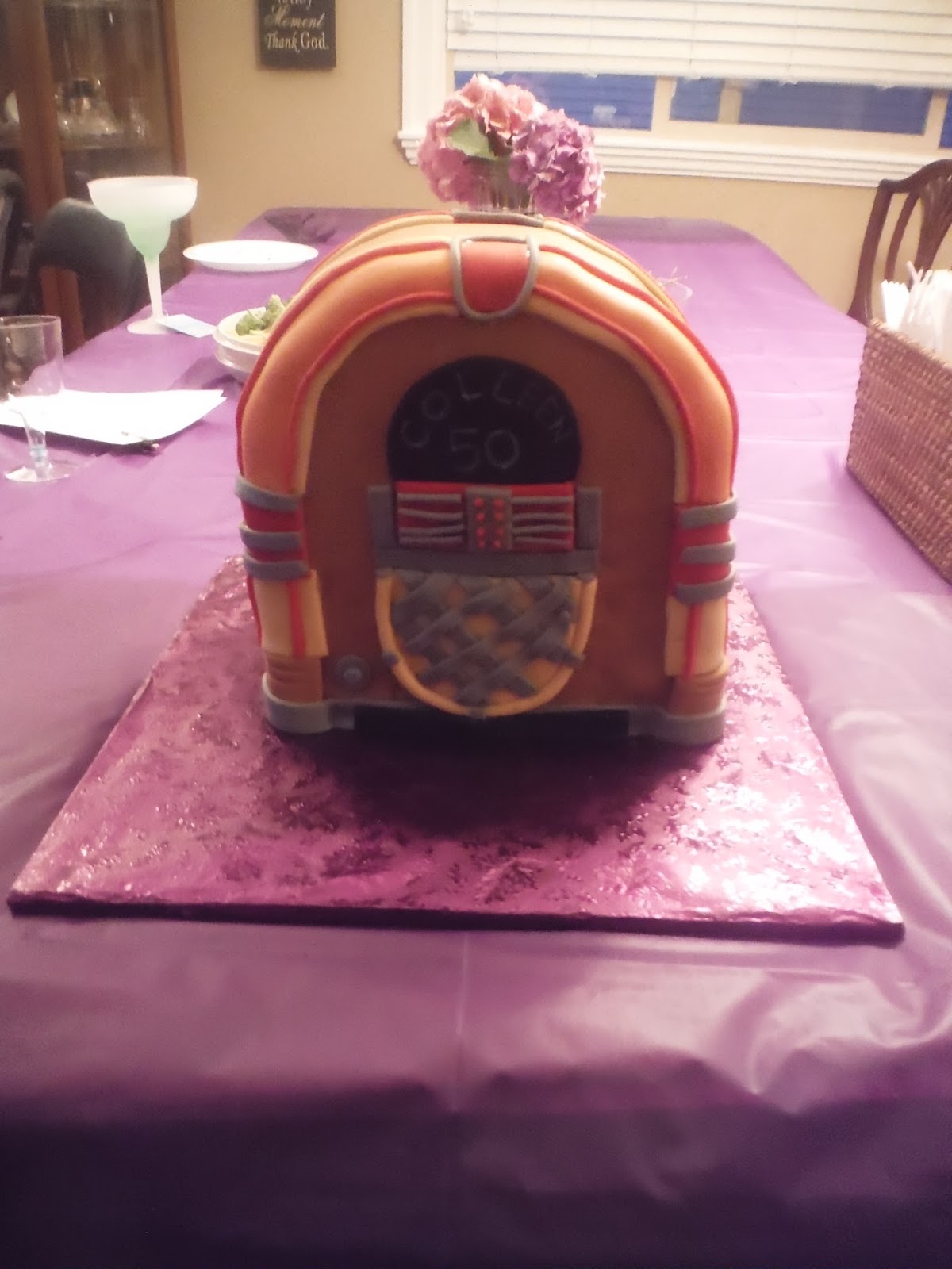Larry the Cake Guy: Jukebox Cake