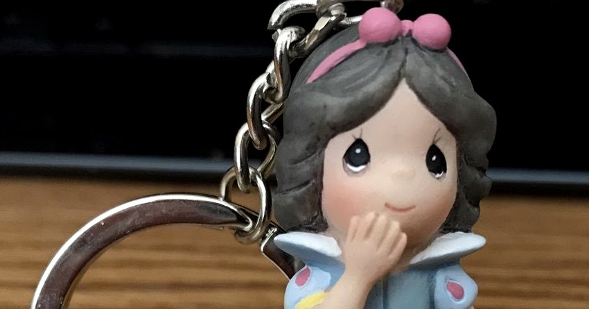 Filmic Light - Snow White Archive: 2017 D23 Expo Precious Moments ...