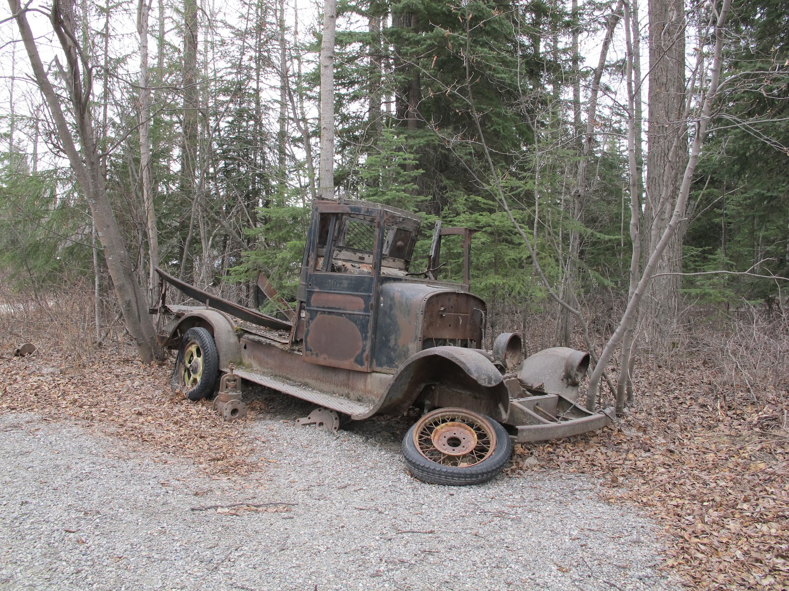 North to Alaska: A Travel Adventure: Alaska, Where Old Trucks Go to Die