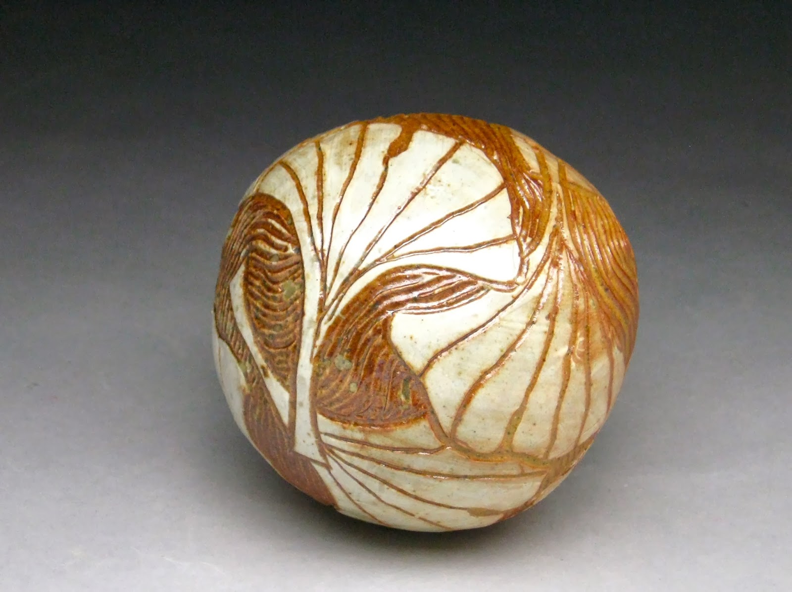 meesh's pottery: Orb Making