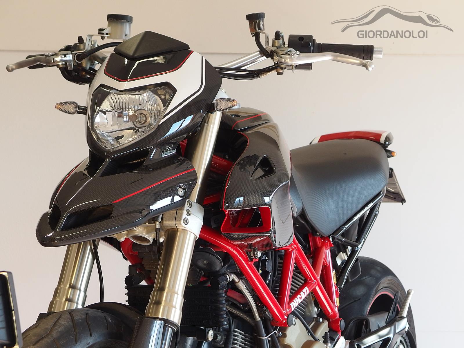 Il Ducatista - Desmo Magazine: Hypermotard 1100 evo 01 by Giordano Loi