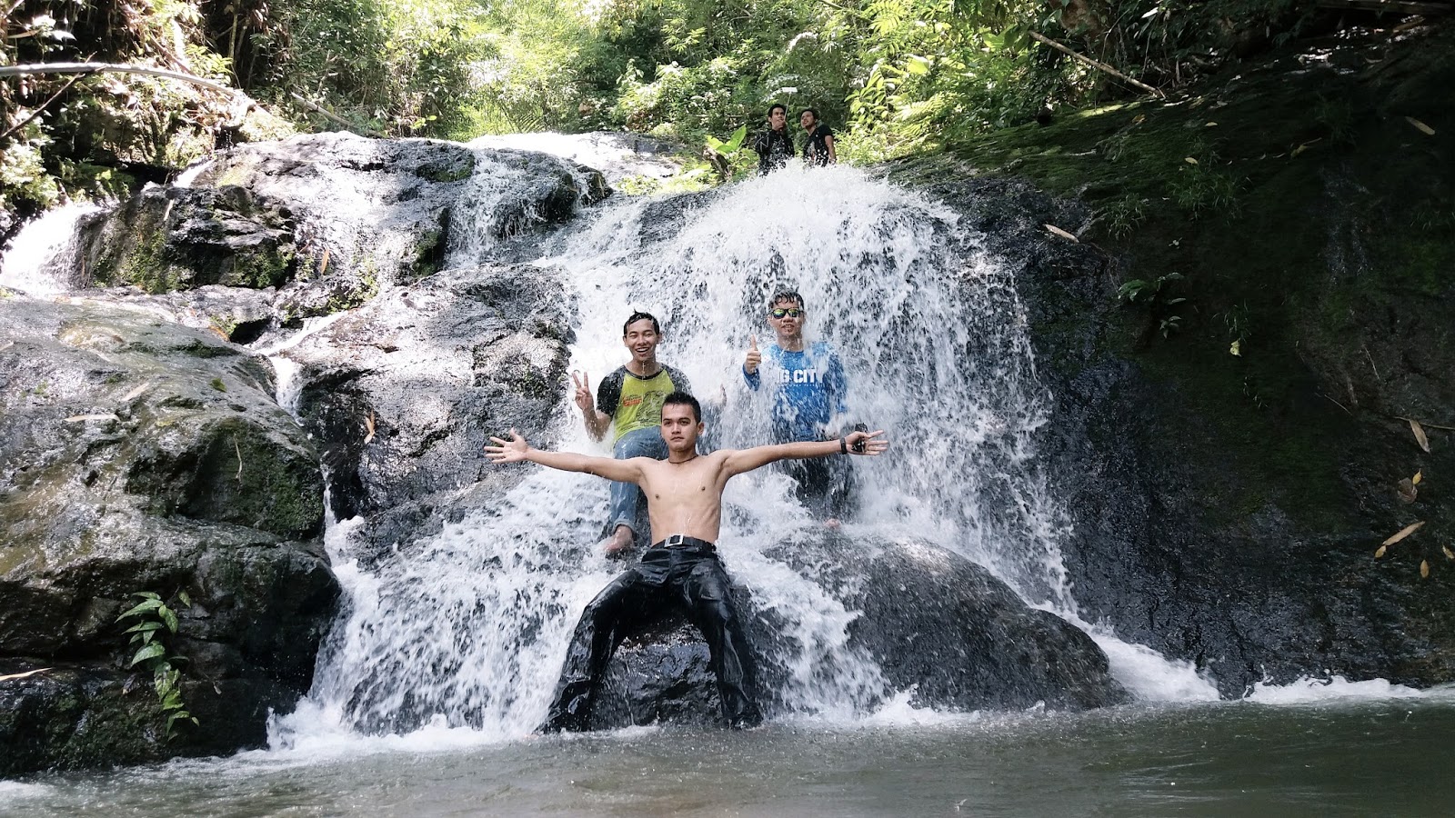 INSTAKALIMANTAN by Hanafi: AIR TERJUN KILAT API