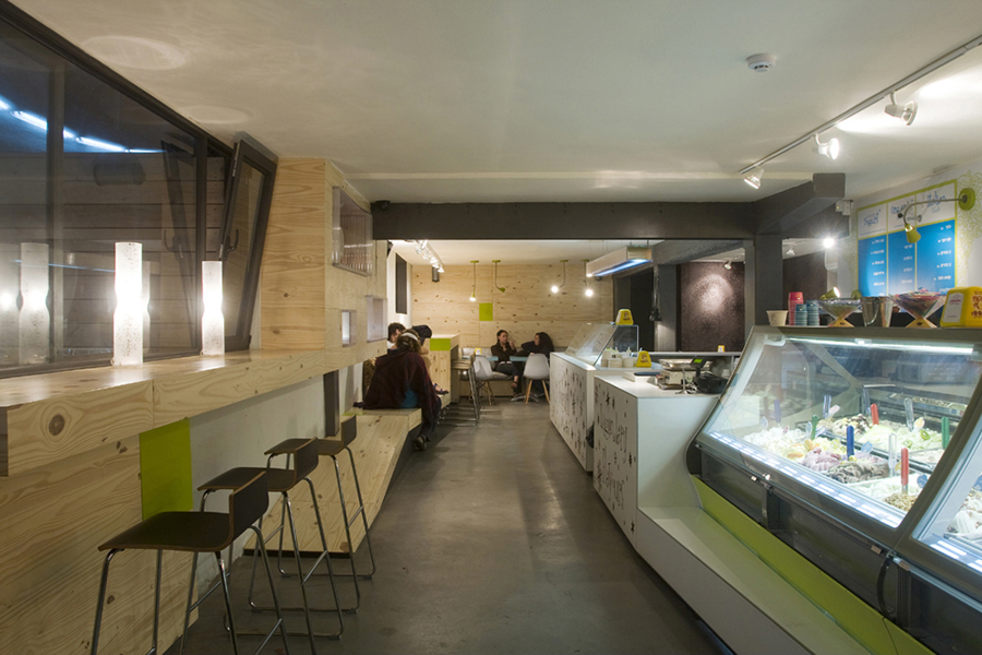 Best Restaurant Interior Design Ideas: Ice Cream and Yogurt Leggenda ...