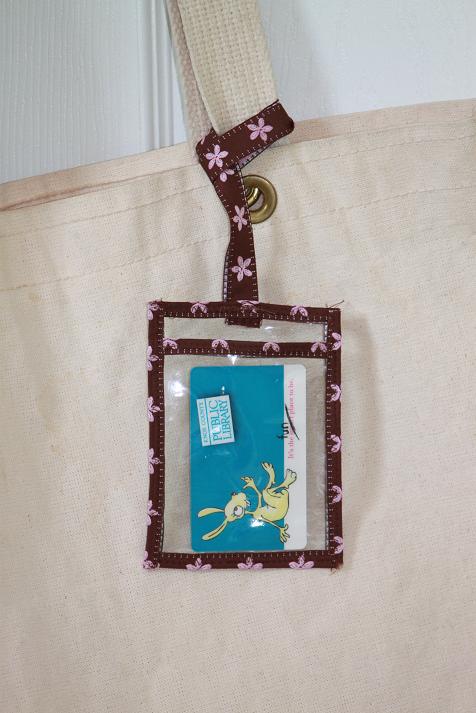 Wee Warrens: Library Card Holder Tutorial