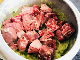 Mutton Rara ( Mutton pieces cooked in minced mutton gravy )