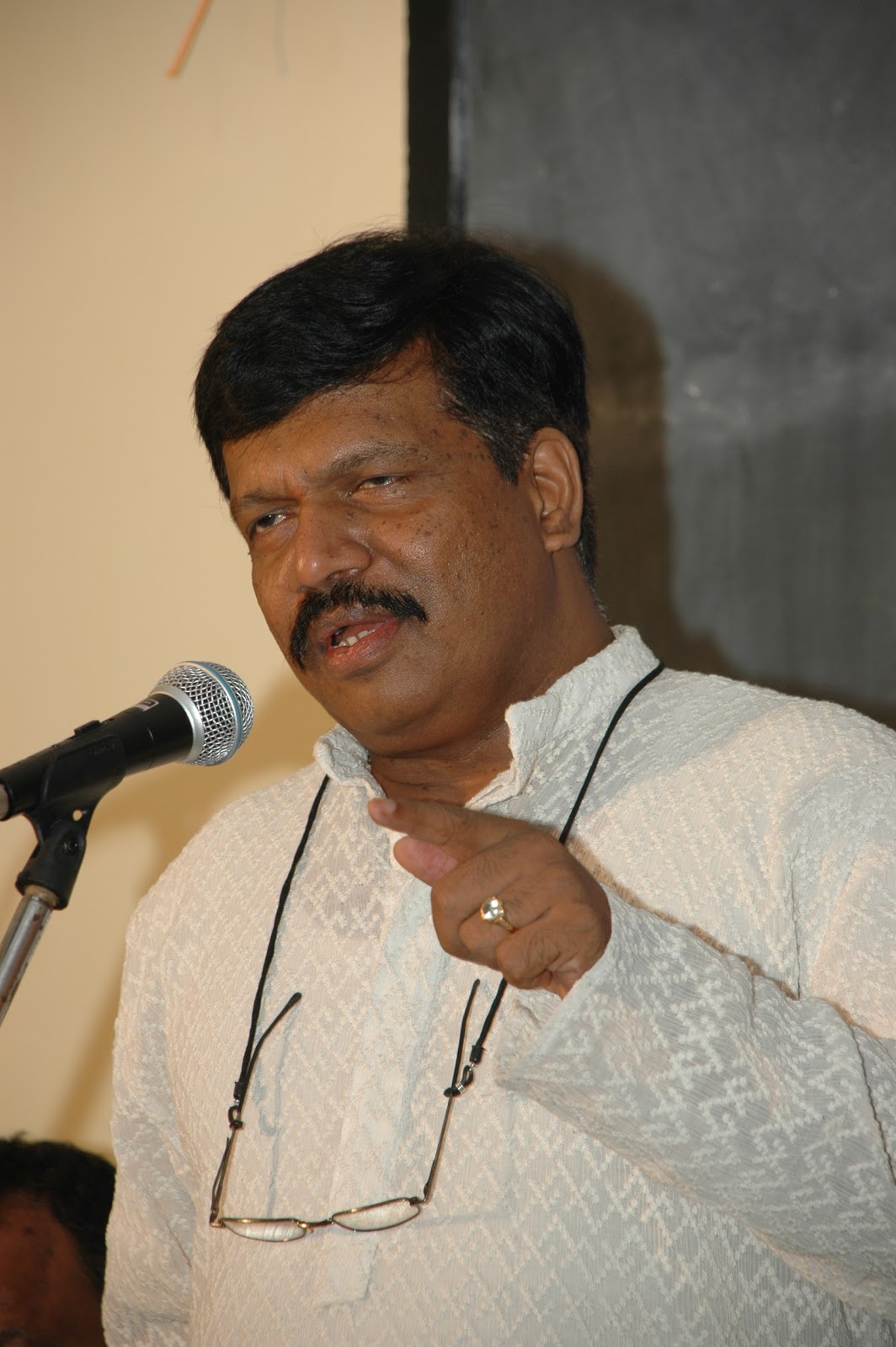 T. S. Nagabharana | Veethi