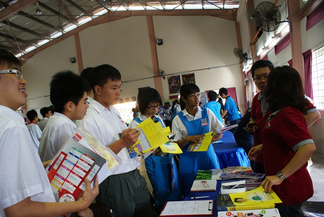 SMK Bukit Mewah Official Blog: Ekspo Pendidikan SMKBM