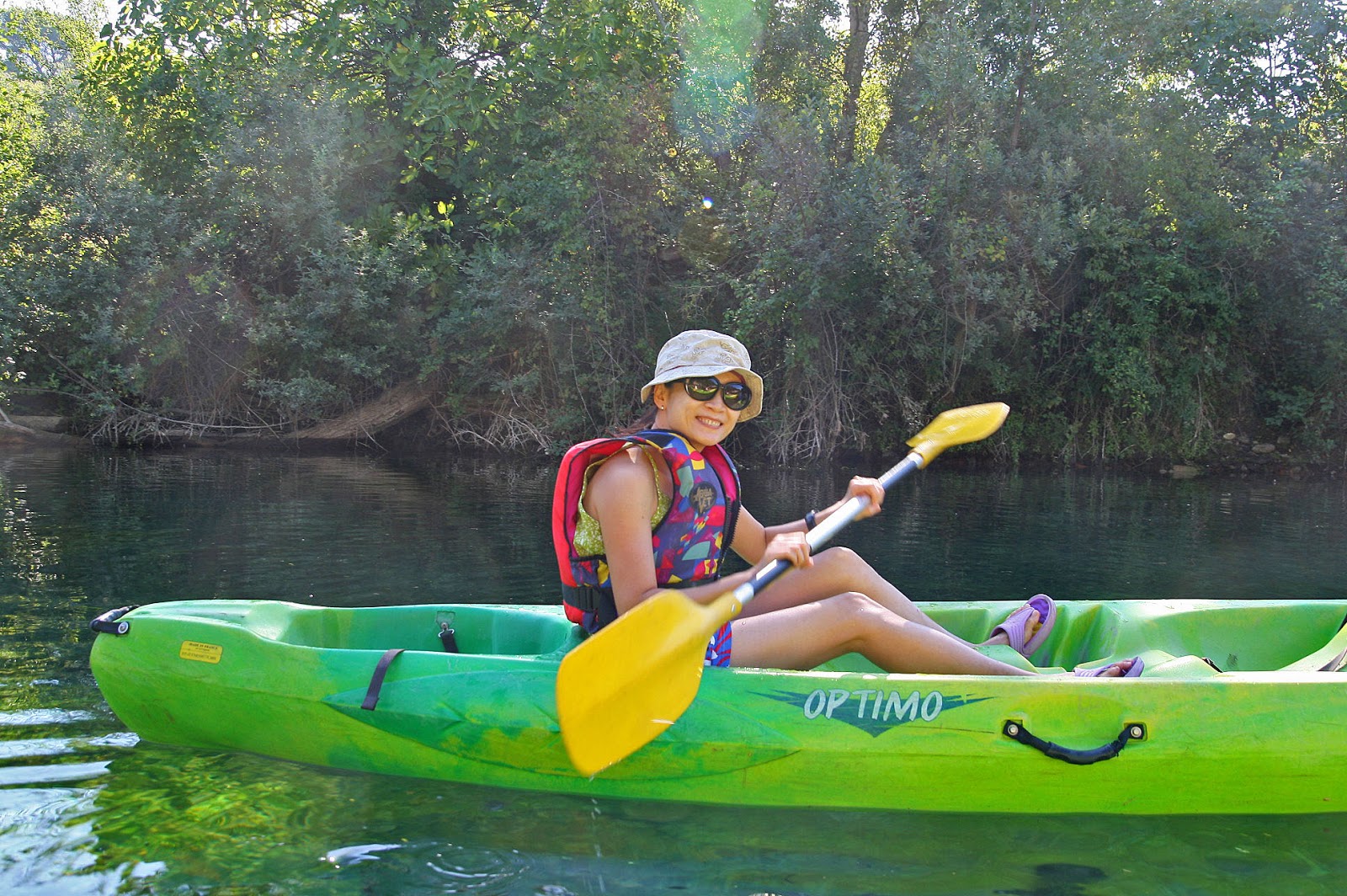 Canoeing at Fontaine de Vaucluse – Provence, France