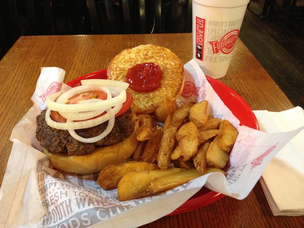 Fuddruckers Food Review - DC Outlook