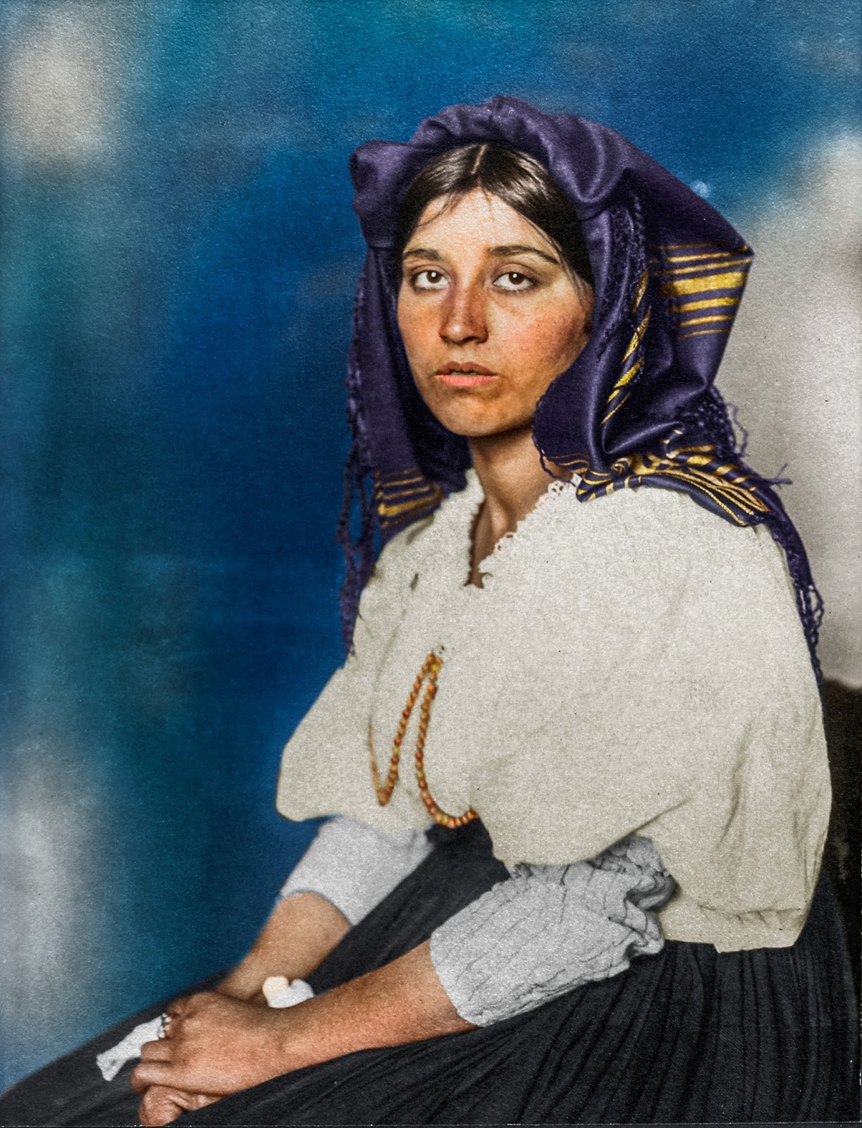 Beautiful Colorized Photos of Immigrants in Their Traditional Dresses ...