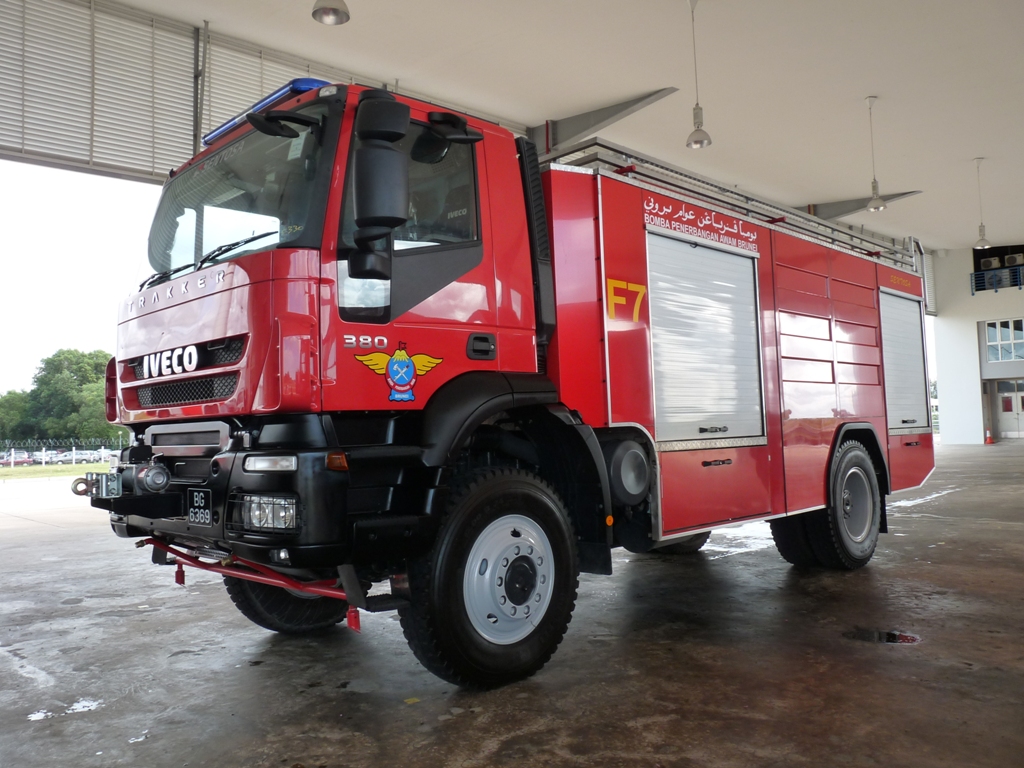 Brunei Fire&Rescue Department Appliances: Iveco Trakker Fire 7