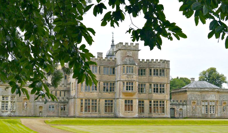 Where Five Valleys Meet: Rousham House Park & Garden