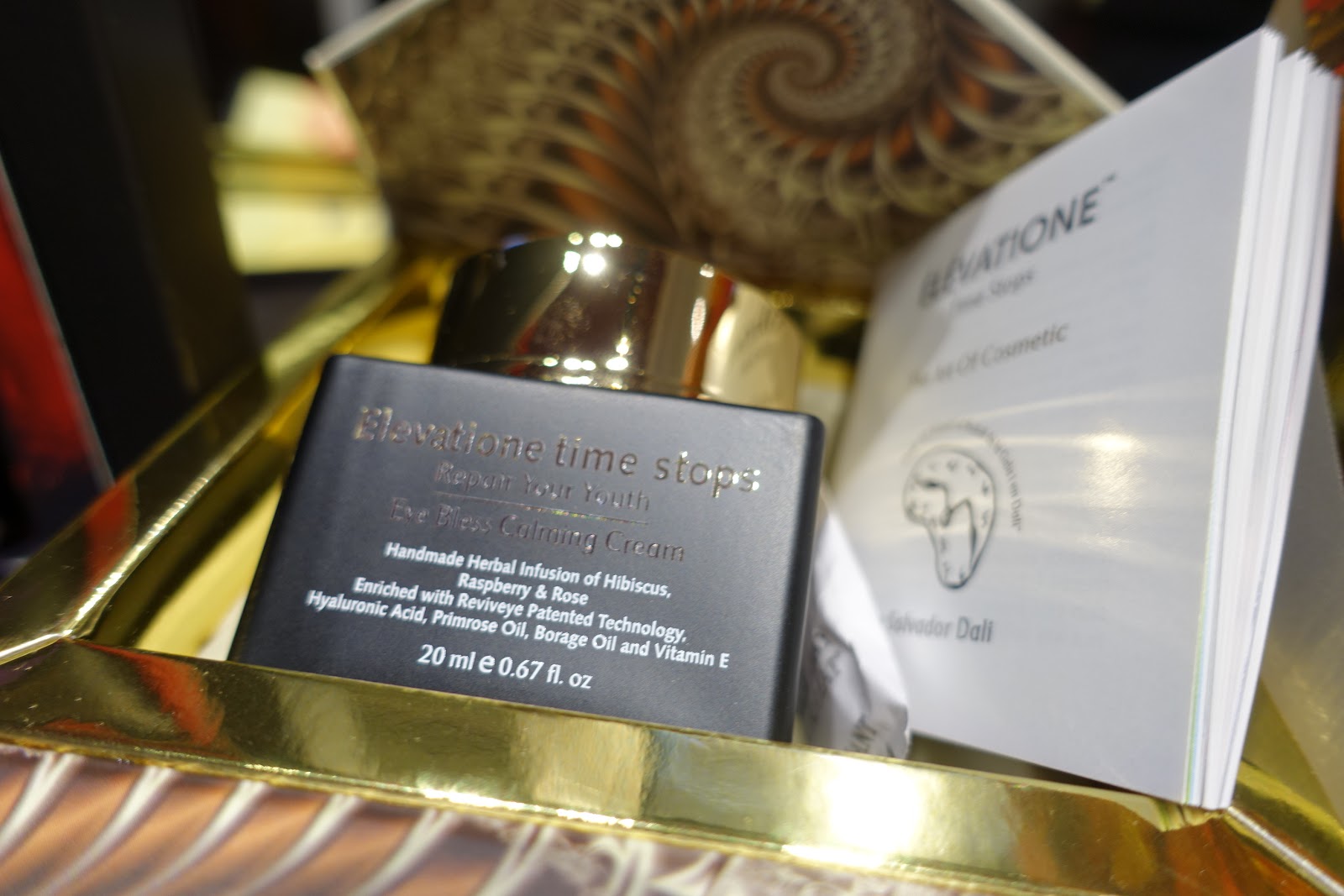 [Beauty Review] Visit to Elevatione Time Stops by Salvador Dali on 13 ...