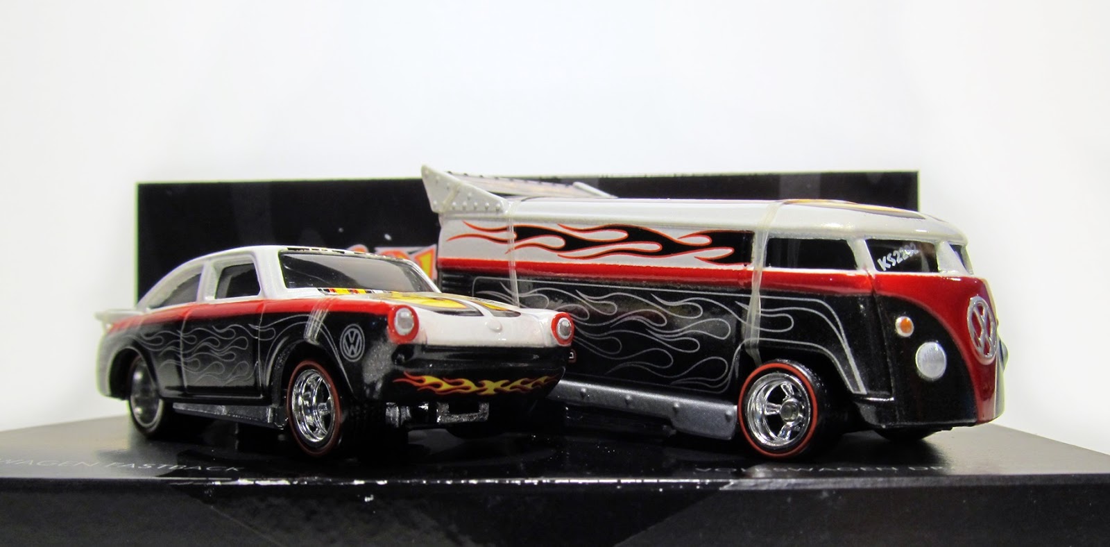 Hot Wheels Japan Custom Car Show Volkswagen Fastback VW Drag Bus
