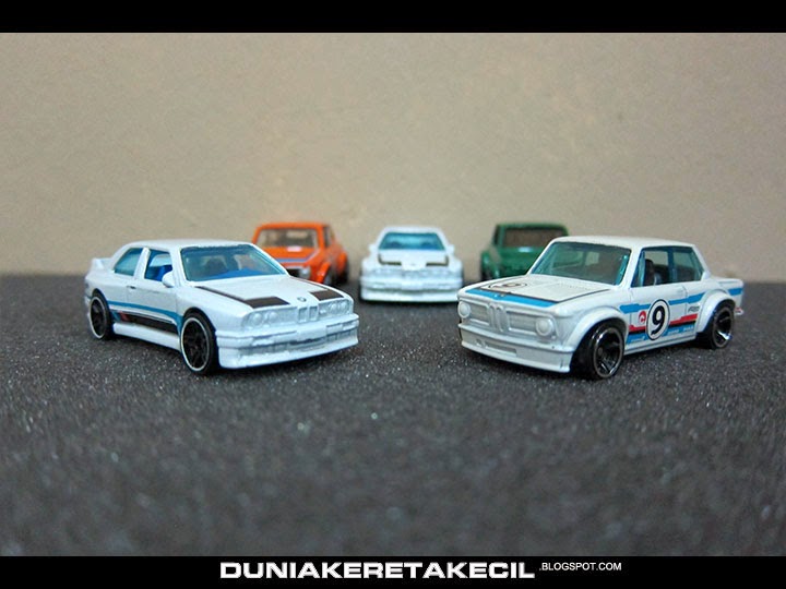 #World of Small Car / Dunia Kereta Kecil #: Hot Wheels BMW 3 Series (E30)