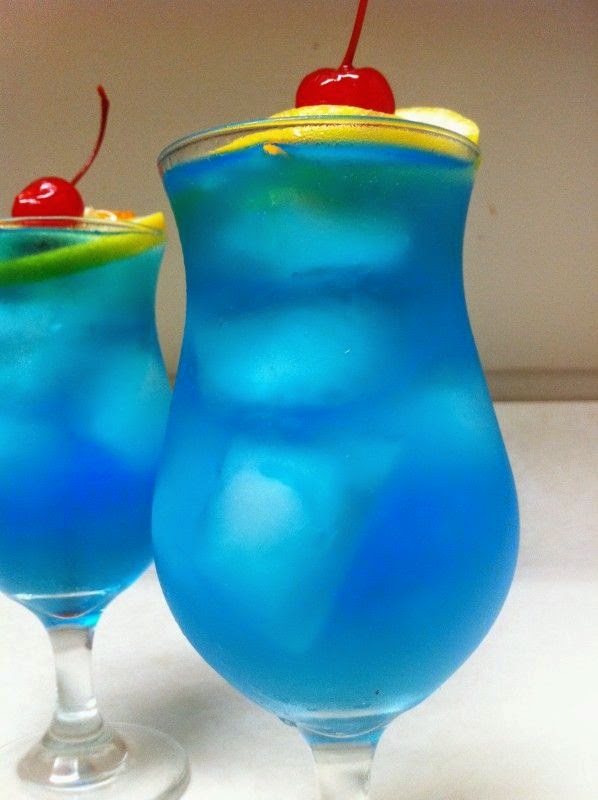 Blue Long Island Ice Tea recipe ~ theoatmealdiaries