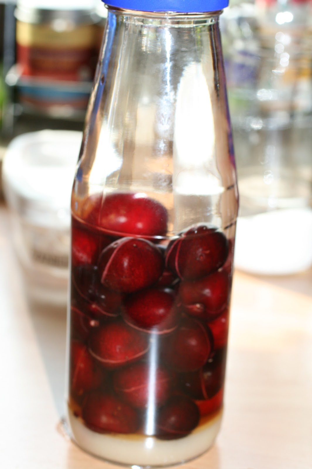 Kirschlikör Aus Kirschsaft Mit Wodka