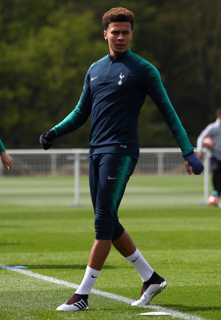 Adidas Players To Debut Unreleased Adidas "302 Redirect" Boots In ...