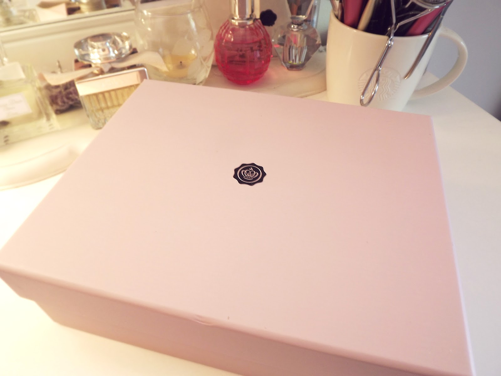 Glossybox May 2012 - Suzie Bonaldi