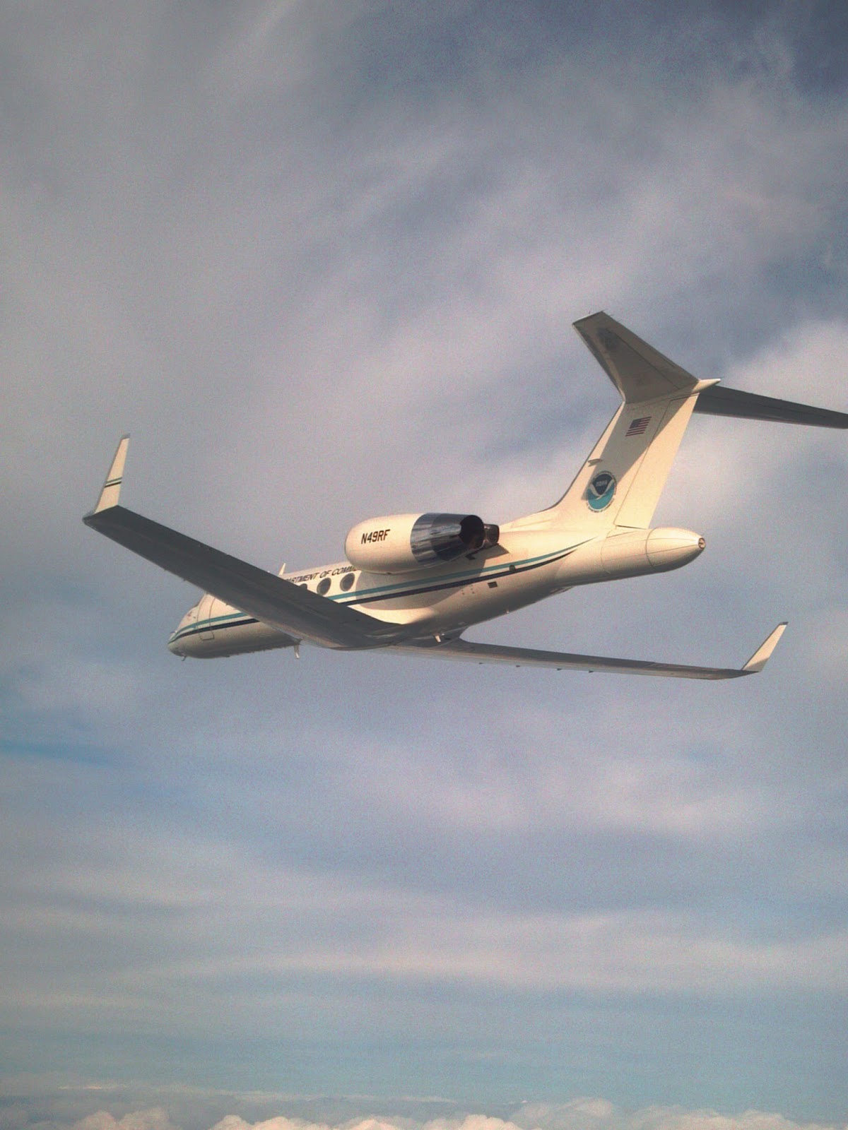 Kathryn's Report: Gulfstream IV-SP (G-IV) N49RF: NOAA deploys high-tech ...