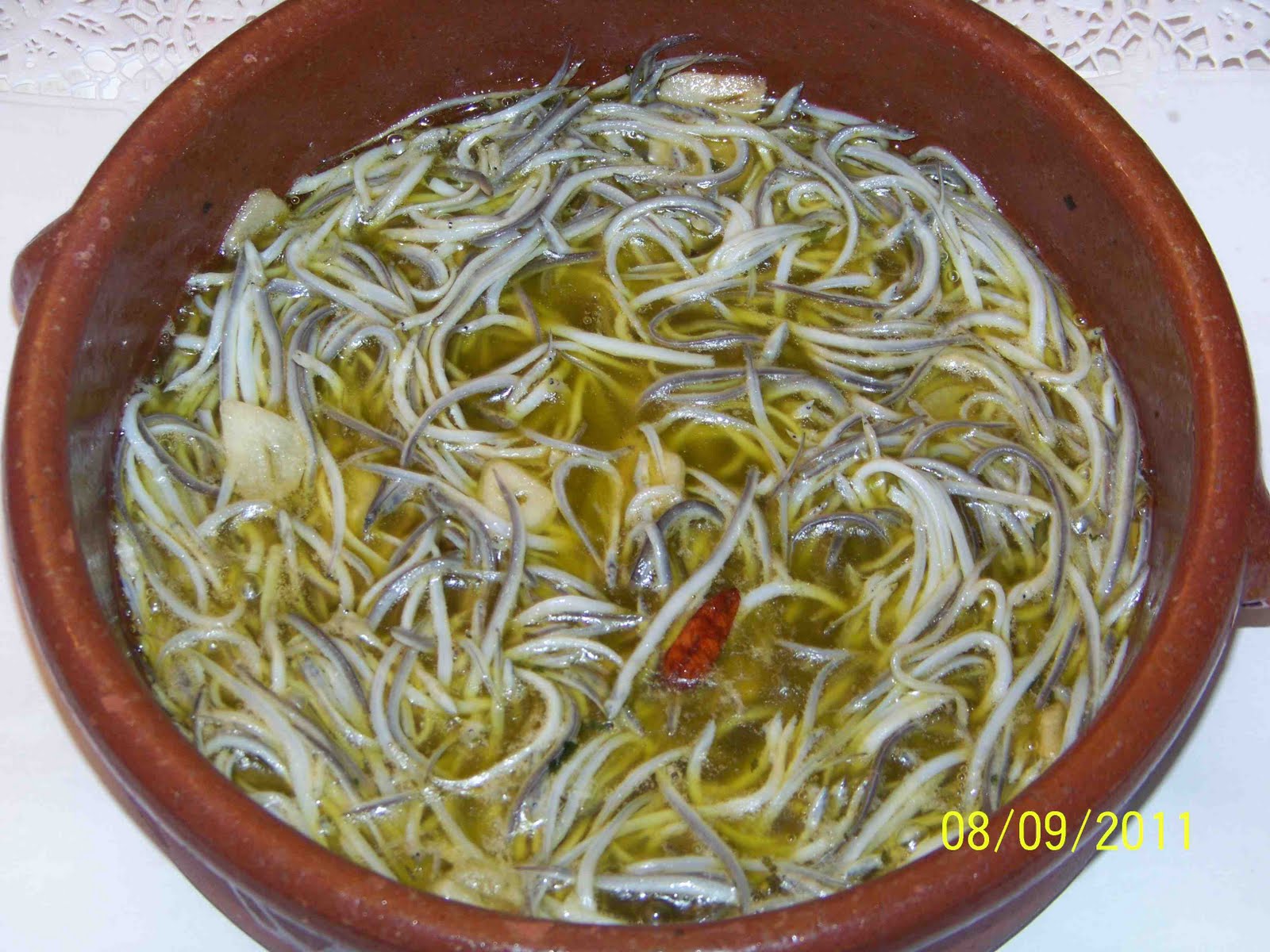 Culinaria y otras cosas: Angulas al pilpil