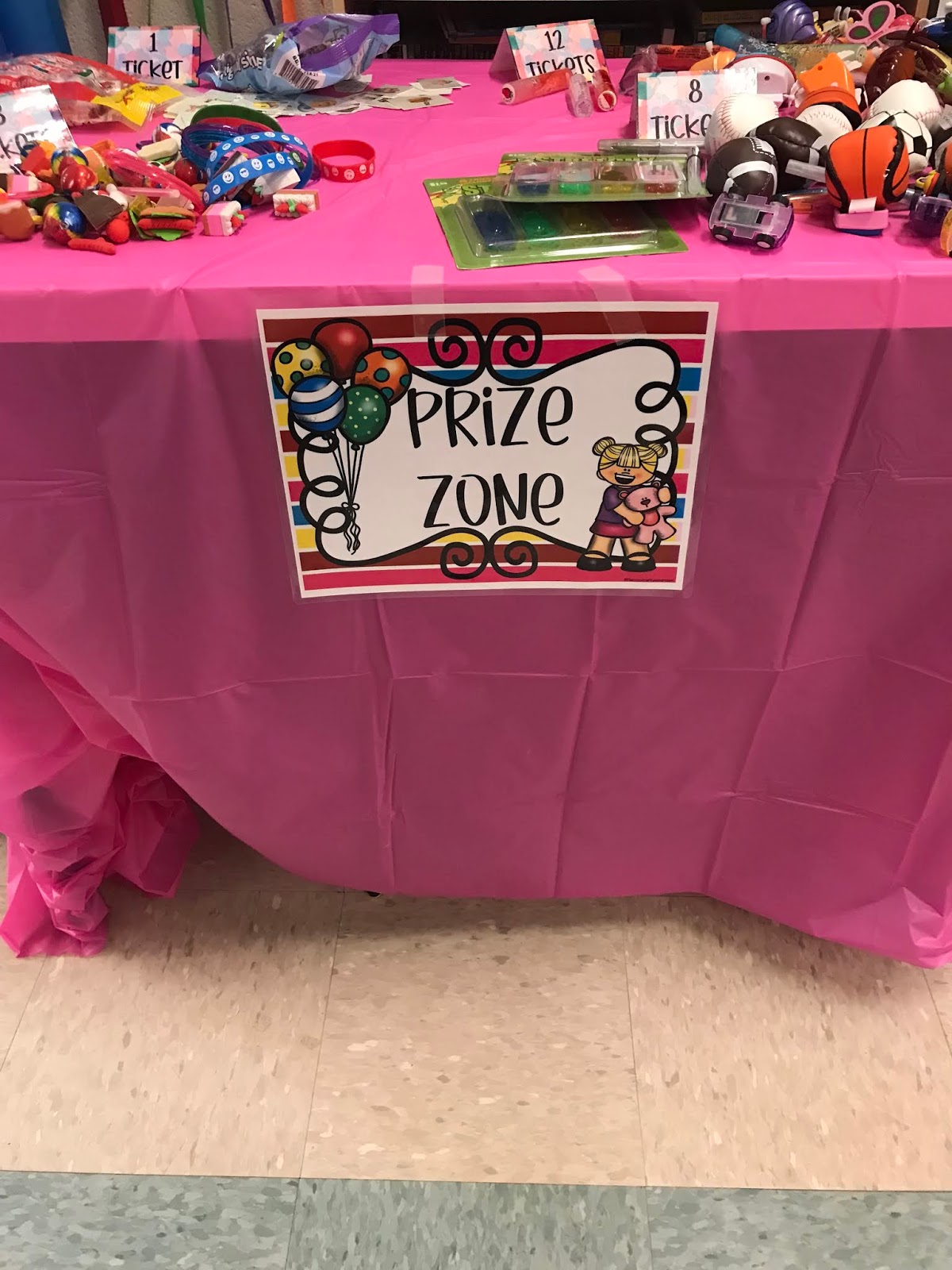 The Cozy Crafty Classroom: Plan a Math Carnival