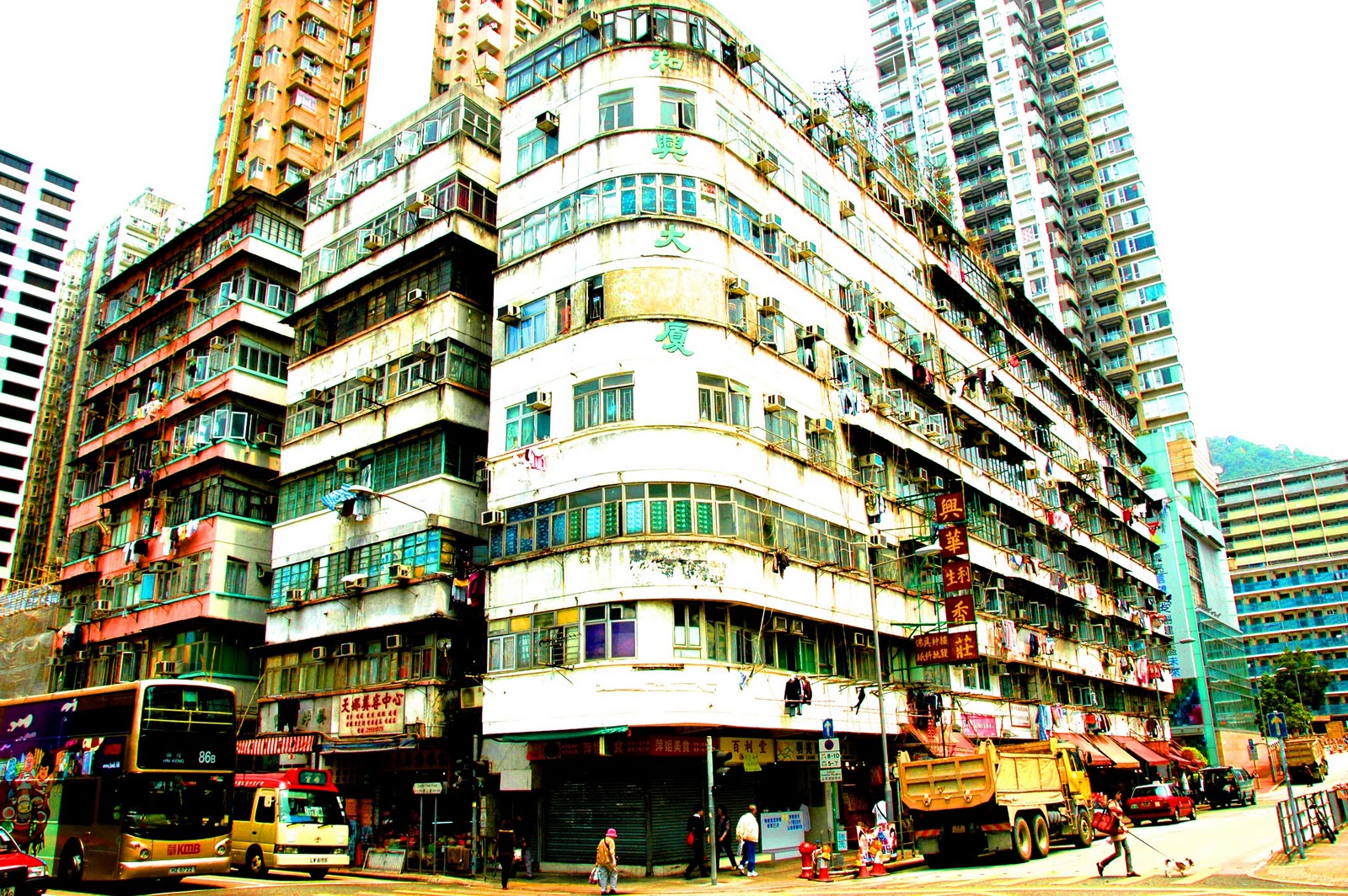 Fstop 59: Hong Kong's Round Corner Buildings